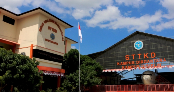 Sekolah Penerbangan Indonesia - sttkd.ac.id